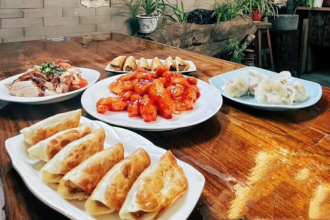 Tipsy Travel: Beijing Hutong Night Foodie and Bar Crawl Tour - Introduction: Is the Tipsy Travel Hutong Night Foodie and Bar Crawl Worth It?