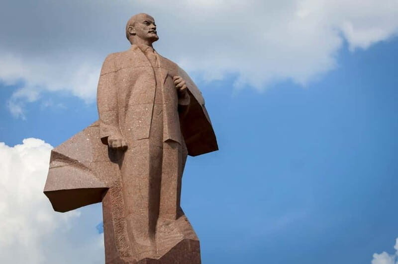 Tiraspol: City Highlights Walking Tour with Local Guide - Key Points