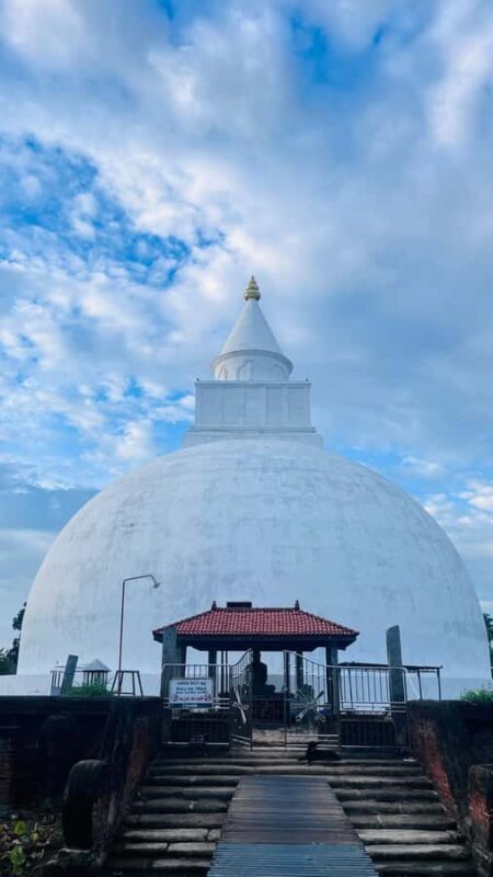 Tissamaharama: private Tuk Tuk Tour & Kataragama Temple - An Introduction to the Tour Experience