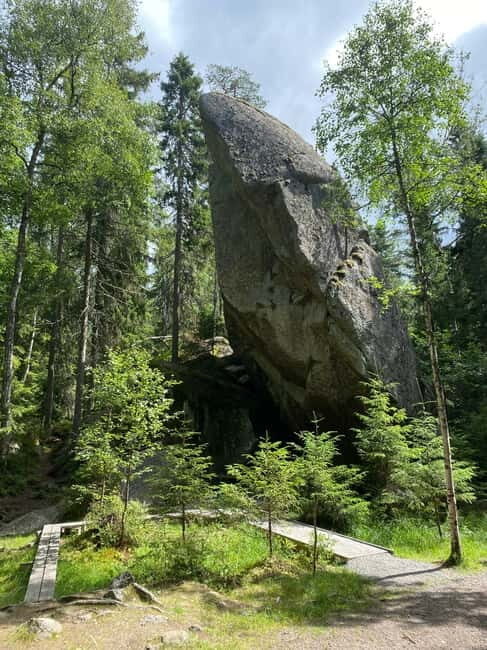 Tiveden: The Legend of Junker Jägare Guided Hike - What Makes This Tour Stand Out?