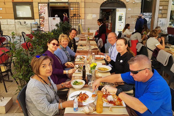 Tivoli Villas Full Day Trip From Rome with Lunch - Authenticity and the Guided Experience
