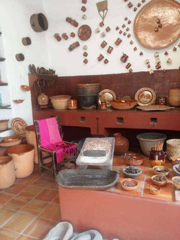 Tlaquepaque Magic Town: Artisans, Traditions, Architecture - FAQs