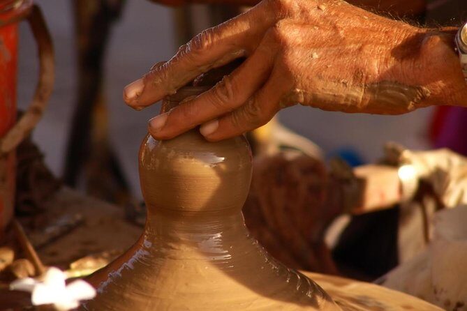 TLAQUEPAQUENSE DAY, Tram + Workshops + Gastronomy - Who Should Consider This Tour?