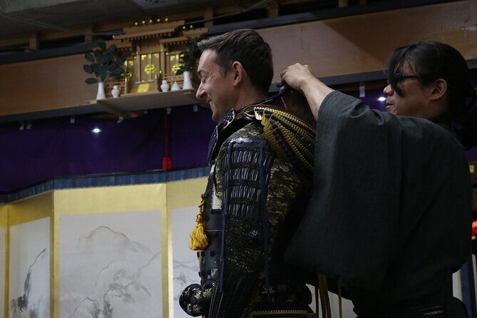 To war, let's go to battle!Samurai Sword cutting & Armor shooting - FAQ