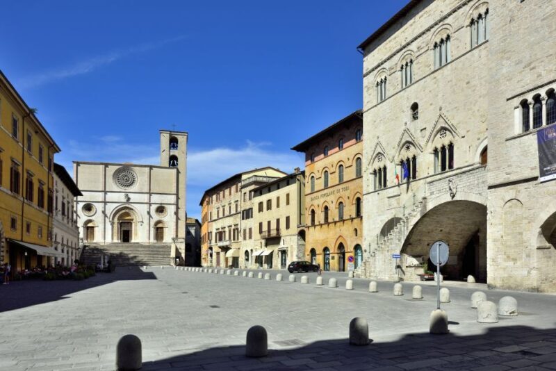 Todi: Old Town Guided Walking Tour - Highlights in Detail
