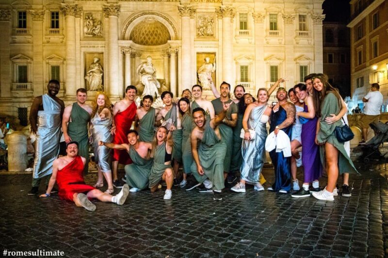 Toga pub crawl with open-bar Party in Rome - An In-Depth Look at the Roman Evening