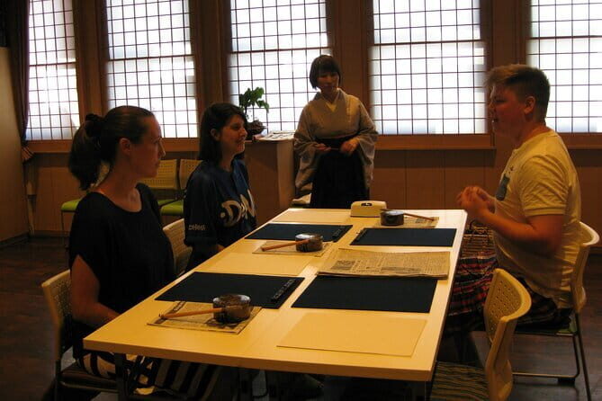 Tokyo 5hr Private Guided Tour & Calligraphy Experience - Key Points