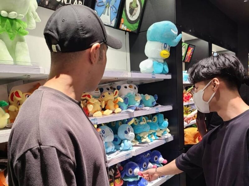 Tokyo: Anime & Manga Tour with Ramen Lunch in Shibuya - The Experience of Visiting Specialty Stores
