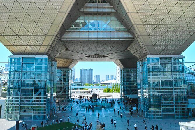 Tokyo Architecture and Contemporary Art Walking Tour with a local guide - FAQ