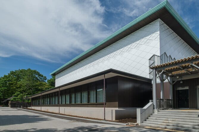 Tokyo Art Culture Tour in Sannomaru Shozokan Museum - Key Points