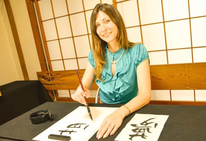Tokyo Asakusa : Japanese Calligraphy Experience - An Authentic and Artistic Touch in Asakusa