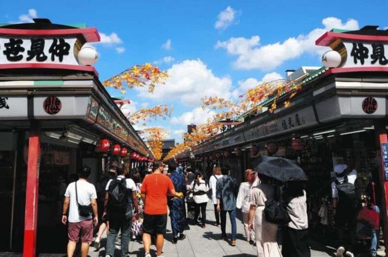 Tokyo: Asakusa Temple, Shinjuku & Live Sumo Wrestling Show - Exploring Tokyo’s Traditional Spirit at Senso-ji