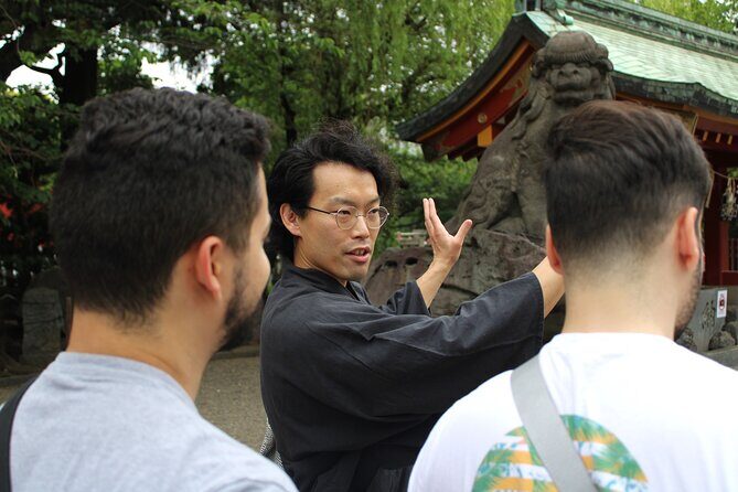 Tokyo: Asakusa Walking Tour with Japanese Comedian - Asakusa Shrine & Cultural Insights