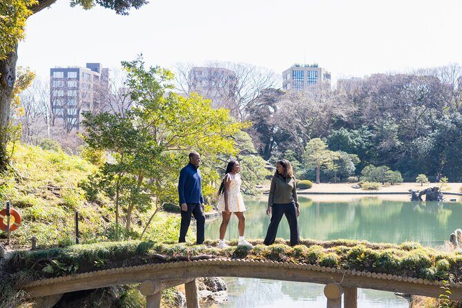 Tokyo Authentic Private Tour by Pro Photographer - Discovering Tokyo Through the Eyes of a Local and a Photographer