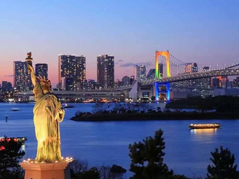 Tokyo Bay: Cruise with Japan Show & Sukiyaki/Tokyo Tower - FAQ