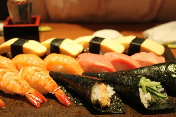 Tokyo: Best Restaurant Recommendations by Local Guide // PDF - A Deep Dive into the Itinerary and Key Neighborhoods