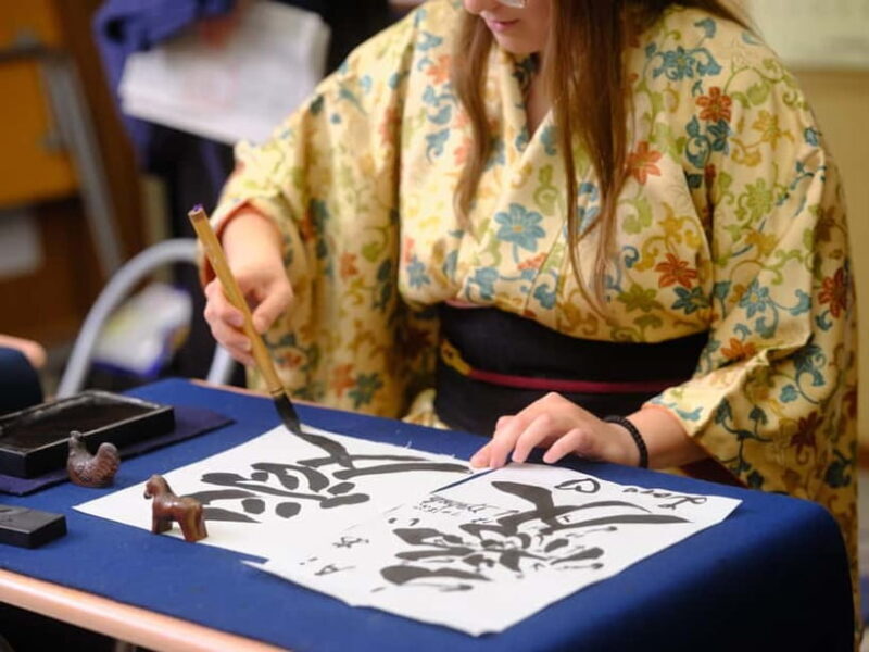 Tokyo: Calligraphy Experience with Kimono or Samue - FAQ