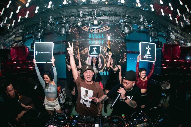 Tokyo Cross Roppongi Karaoke Nightclub Ticket with Drinks - Key Points