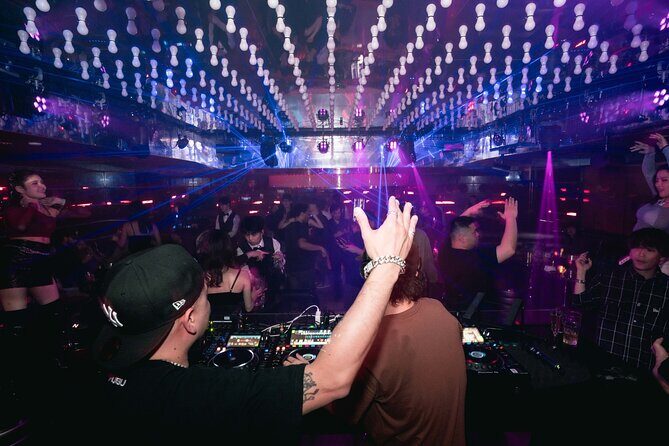 Tokyo Cross Roppongi Karaoke Nightclub Ticket with Drinks - An In-Depth Look at the Experience