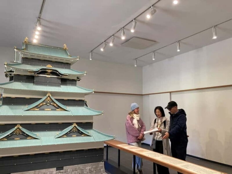 Tokyo: East Garden of the Imperial Palace with History Guide - The Gardens’ Highlights