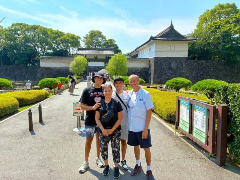 Tokyo: Edo Castle Ruins & Imperial Palace East Garden Tour - Exploring Tokyo’s Imperial Past: An In-depth Review