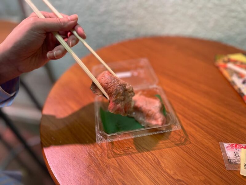 Tokyo: Enjoy street food and food culture at Tsukiji Market - Key Points