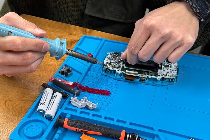 Tokyo: Gameboy Advance IPS Modding Workshop in Akihabara - What the Workshop Offers: A Deep Dive