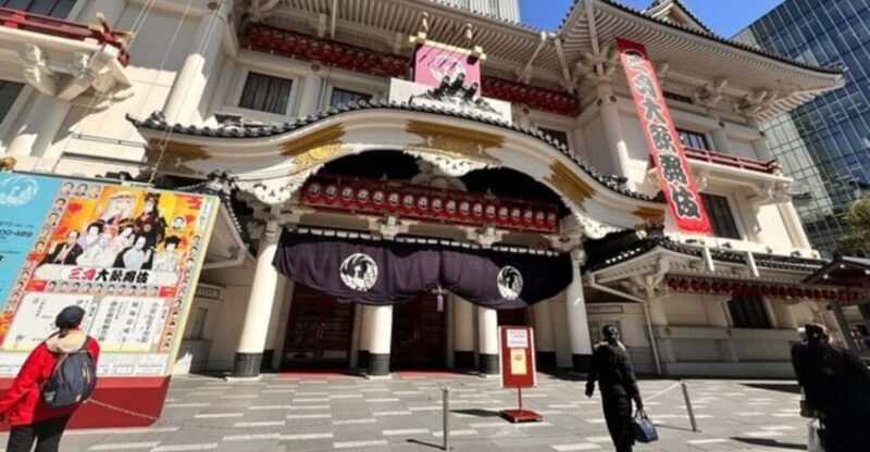 Tokyo: Guided Tour of Traditional Performance art Kabuki - An In-Depth Look at the Experience