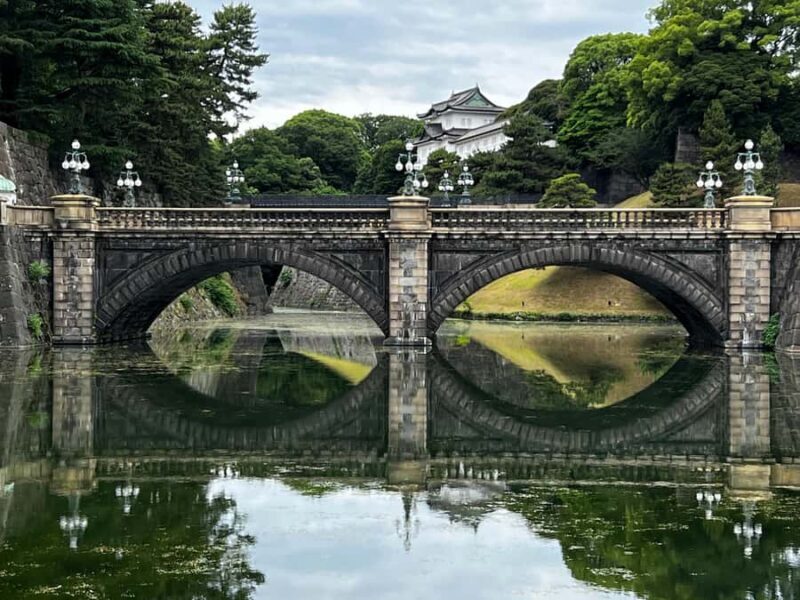 Tokyo: Imperial Palace and Ishibashi bridge walking tour - FAQ