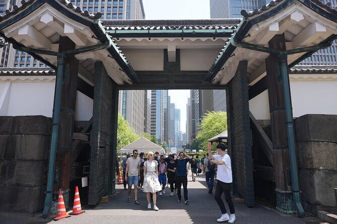 Tokyo: Imperial Palace and Shogun Historical Walking Tour - The Sum Up
