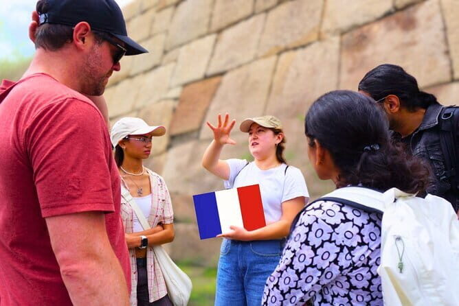 Tokyo: Imperial Palace the history of Japan (FRENCH GUIDE) - A Closer Look at the Itinerary