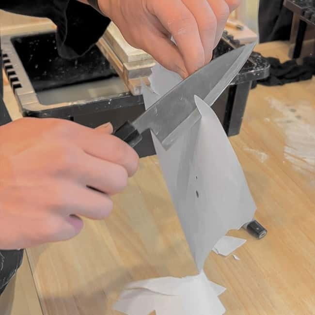 Tokyo: Knife Making Workshop (Sharpening, Engraving) - Key Points