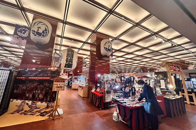 Tokyo, Learn about Japanese Traditional art KABUKI in Ginza - An In-Depth Look at the Tour