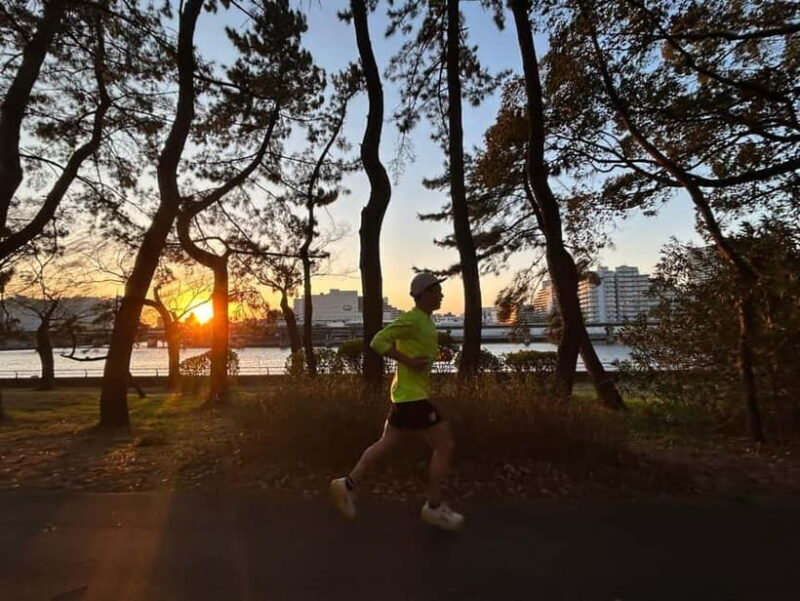 Tokyo : Local Secret "Gym" Running tour - Exploring Shinagawa on Foot and Feet