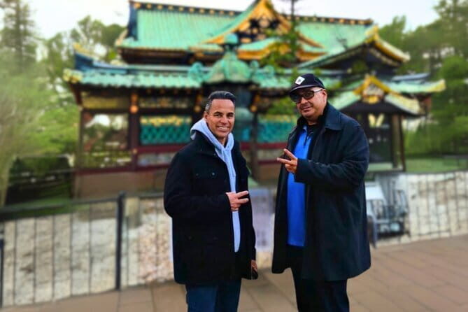 Tokyo: Locals Secret Shrine Tour // Walk with a Guide - Introduction: A Genuine Glimpse into Tokyos Shrine Culture