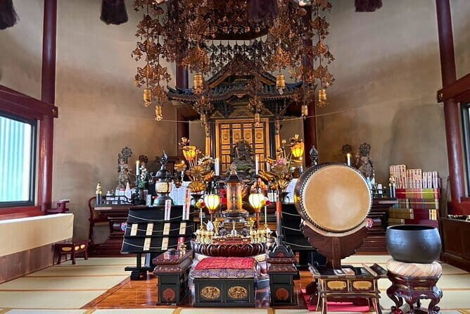 Tokyo: Locals Secret Shrine Tour // Walk with a Guide - Authenticity and Practicality: Why Travelers Love This Tour