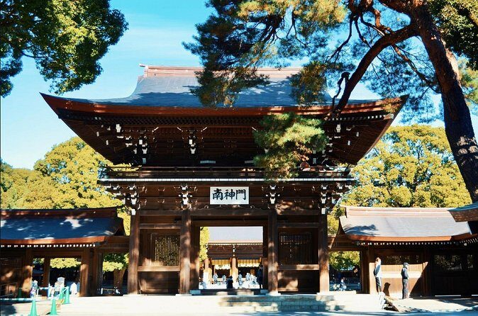 Tokyo: Meiji Jingu and Harajuku, sacred and profane - The Sum Up