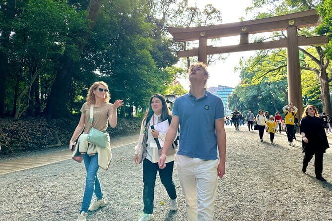 Tokyo: Meiji Shrine Historical Tour with Local Guide - Key Points