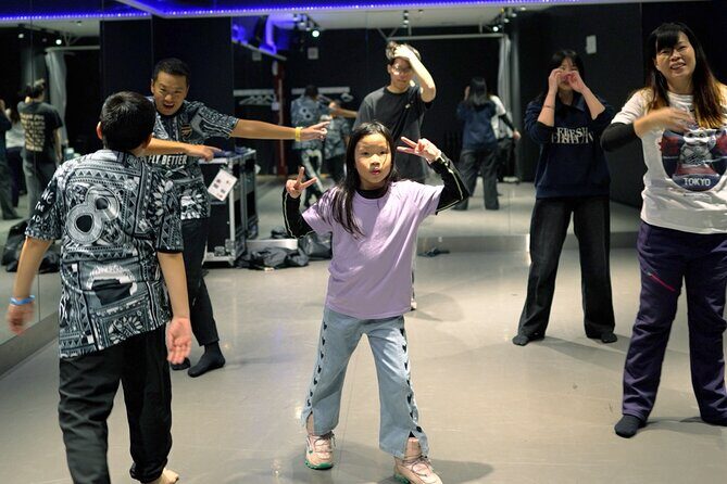 Tokyo Morning Shuffle Dance & Breakfast with a TikTok Star - Who Will Love This Experience?