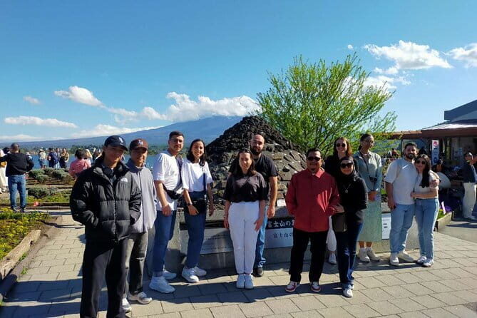 Tokyo: Mt. Fuji 5th Station Oshino Hakkai, Outlet& HotSpring Trip - Who Is This Tour Best For?