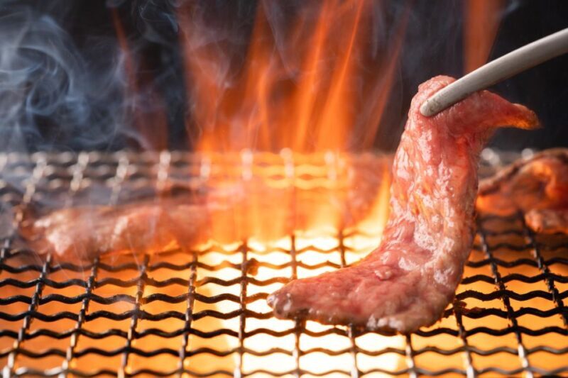 Tokyo: Night Foodie Tour in Shinjuku - sushi, wagyu beef - The Experience: Pros and Cons