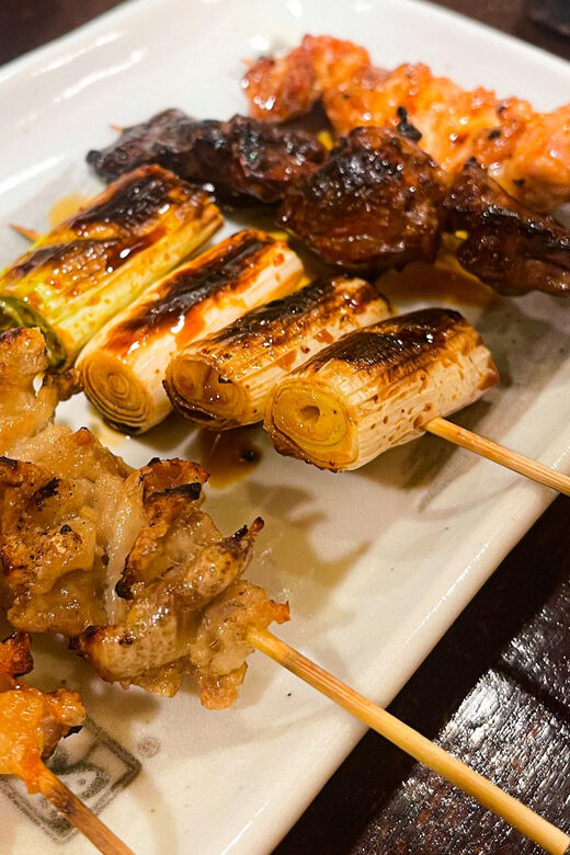 Tokyo: Night tour of bars and izakayas in Shinjuku - English / Spanish - Who Should Consider This Tour?