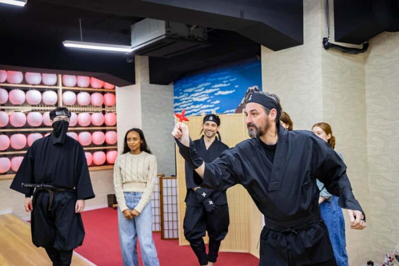 Tokyo: Ninja in Ginza: Throw Shuriken in Authentic Costume - Overall Impression