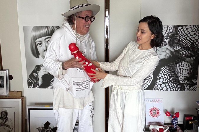 Tokyo: Photography and Art Session with Legendary Photographer - Frequently Asked Questions