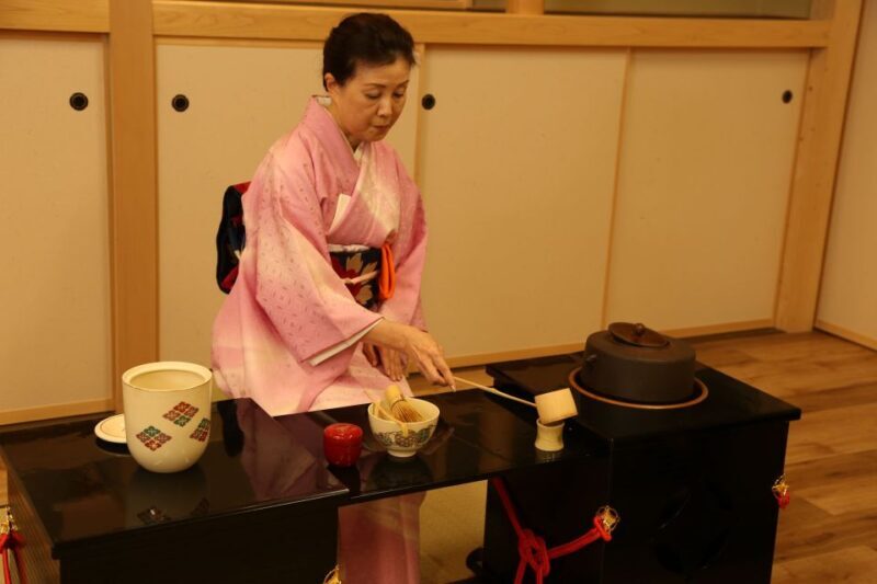 Tokyo: Practicing Zen with a Japanese Tea Ceremony - The Value of the Experience