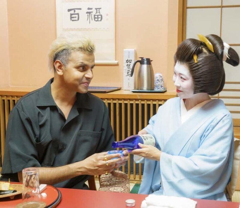 Tokyo: Private dinner with Geisha at a Member's only Ryotei - Learning about Geisha Culture
