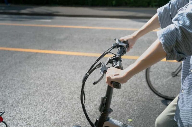 Tokyo: Private E-Bike Tour in the Imperial Palace area - Key Points