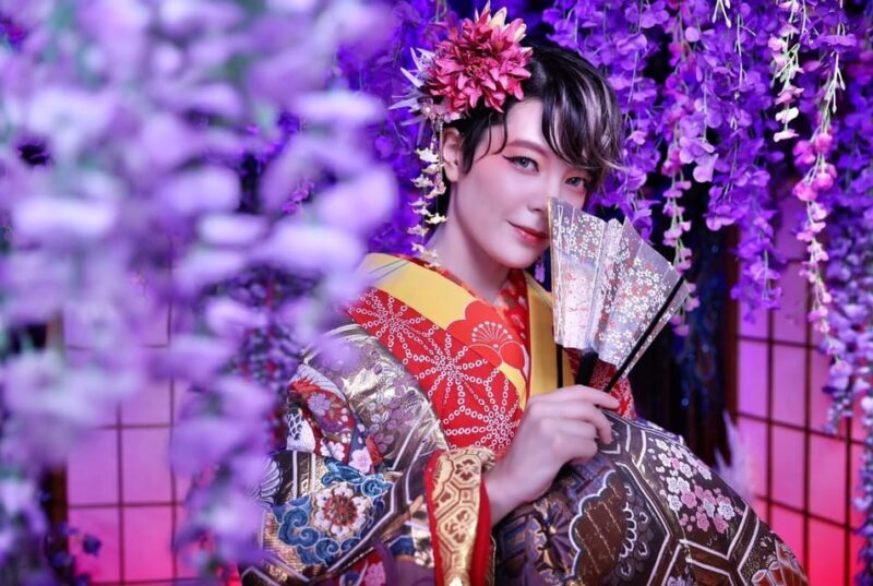 Tokyo: Private Makeover Photography Studio in Luxury Kimono - Key Points