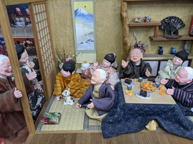 Tokyo: Private tour of Beckoning Cat Painting at Yanaka - Who Should Consider This Tour?