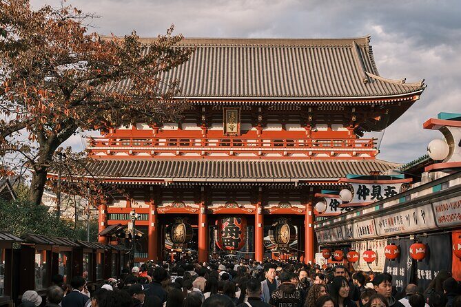 Tokyo: Private Walking Tour with a Local Guide - Key Points